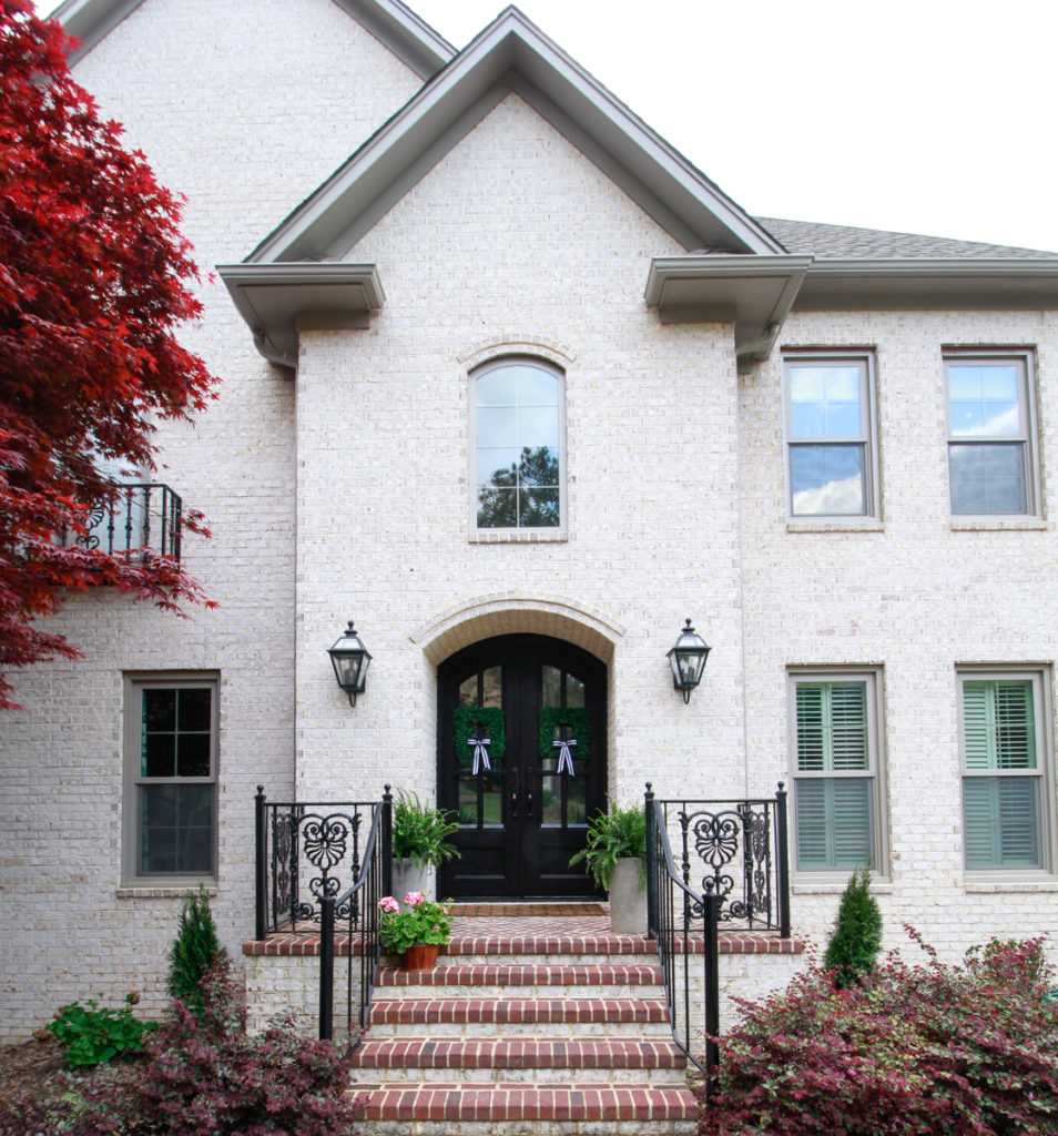 Spring Home Tour - Deeply Southern Home