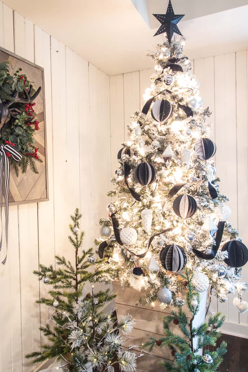 DIY Paper Star Tree Topper with the Cobalt Cricut Air 2 - Deeply ...