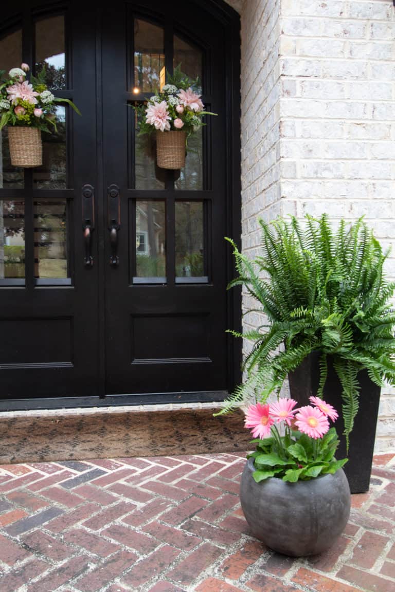 Seasonal Simplicity Spring Home Tour - Deeply Southern Home