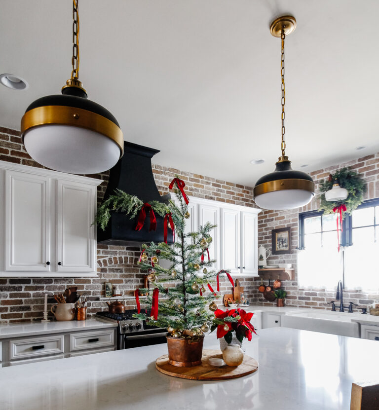Simple Touches of Christmas in the Kitchen - Deeply Southern Home